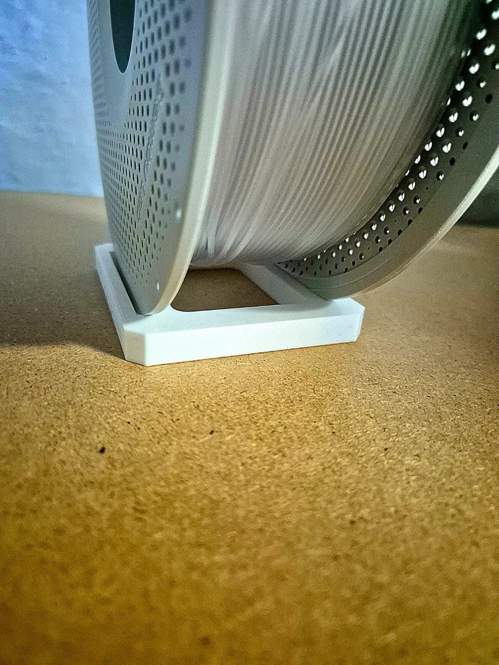 Simpler Bambu Lab Filament Spool Holder by Michi - MakerWorld