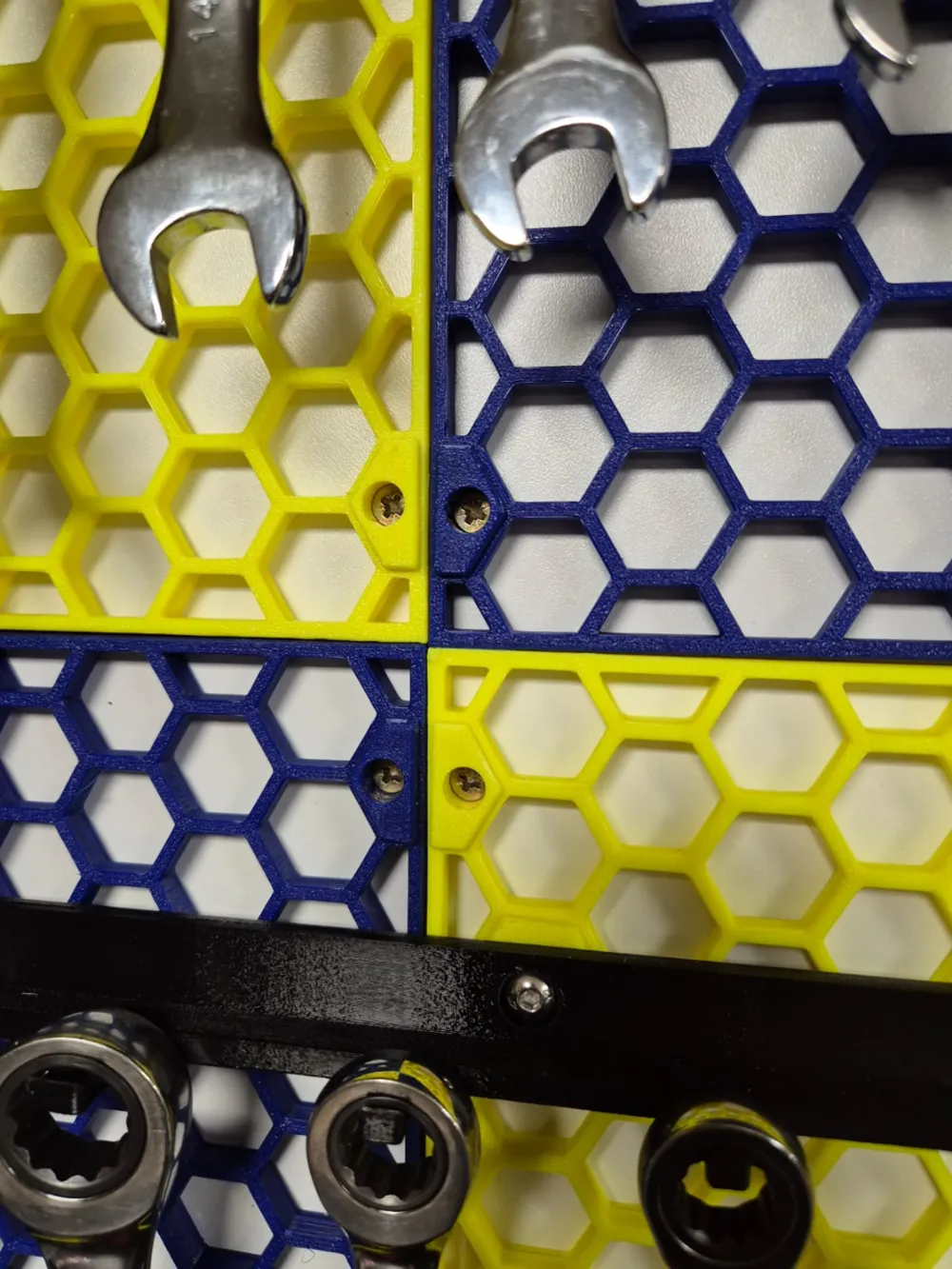 Honey Comb Wall by 3D DECO - MakerWorld