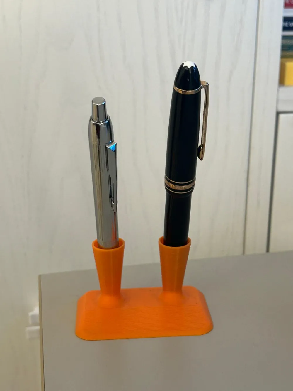 Double pen holder by Antonio - MakerWorld