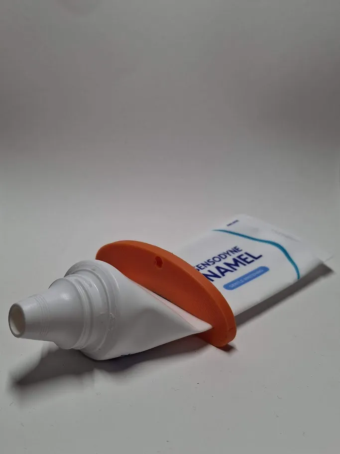 Simple Toothpaste Tube Squeezer by Prints By Matthew MakerWorld: Download Free 3D Models