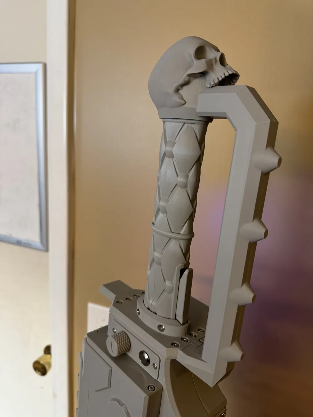 Grimdark Chainsword Mk.3 -90cm Mechanized prop v.2 - Free 3D Print ...