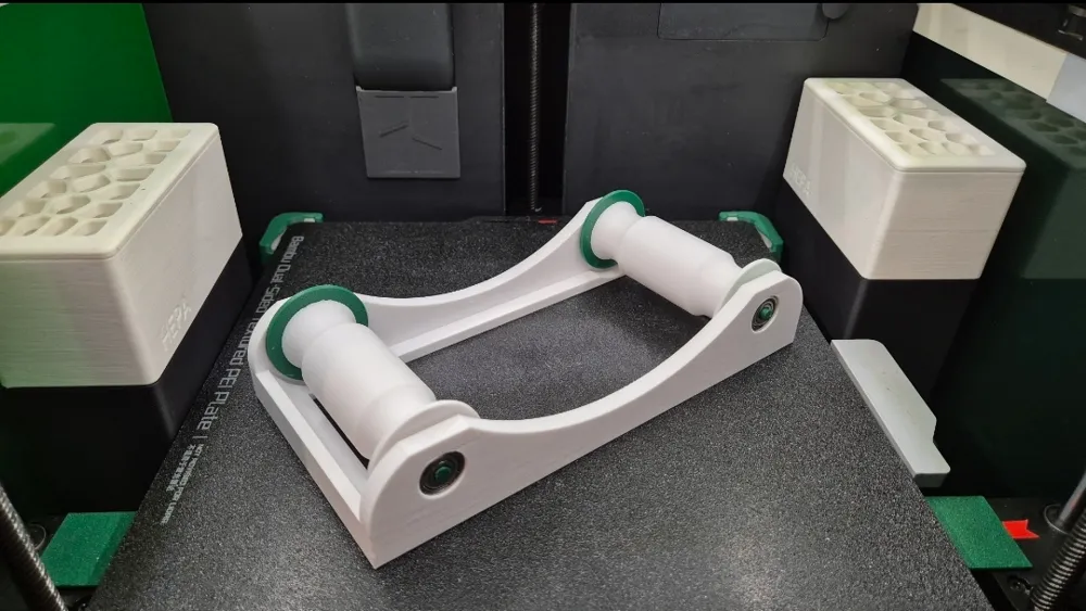 Filament roller - self aligning - with bearings - Free 3D Print Model ...