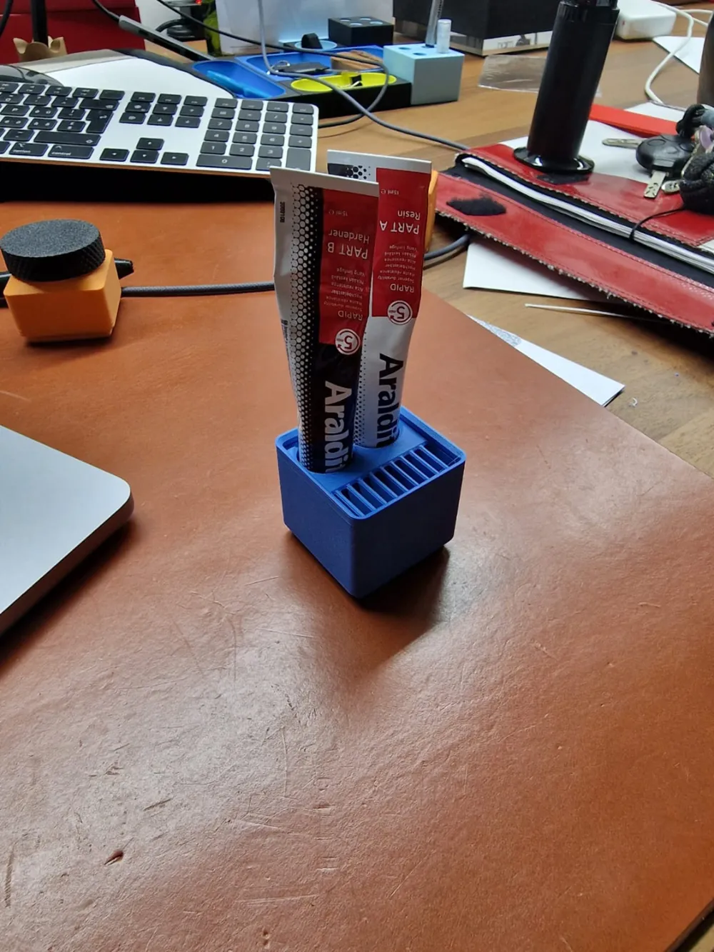 Araldite Gridfinity Holder by caeden - MakerWorld