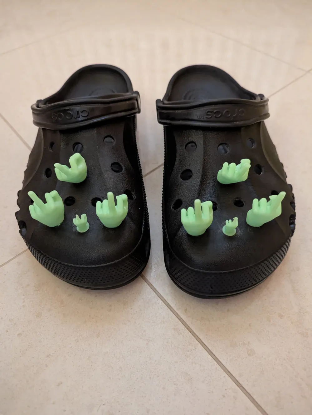 Middle Finger Crocs Charm | Funny Jibbitz by iluminari3d MakerWorld ...