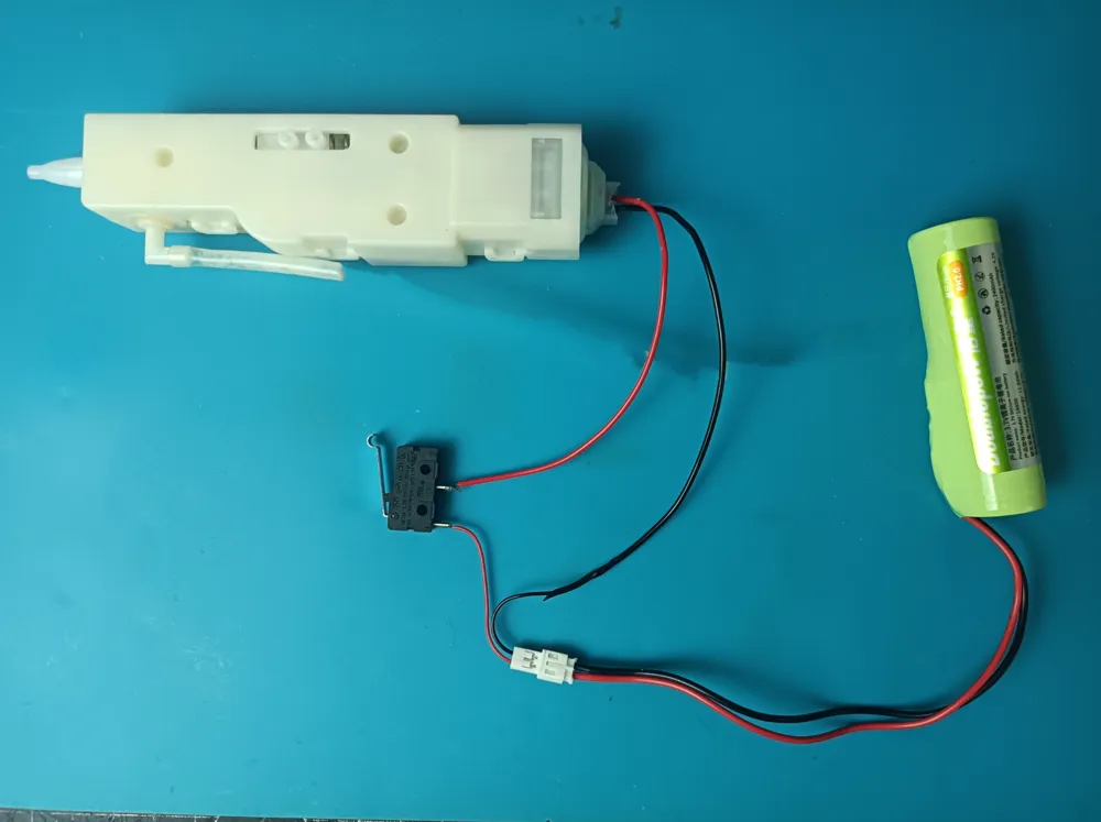 TEC-9 water toy gun水枪 by QYM 3D 脑洞造物秦一鸣 - MakerWorld