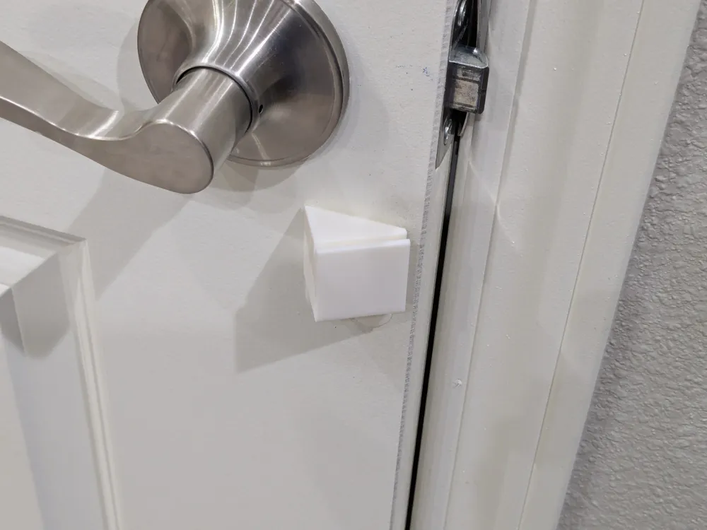 Angled Countertop Door Stopper by Aptimex - MakerWorld
