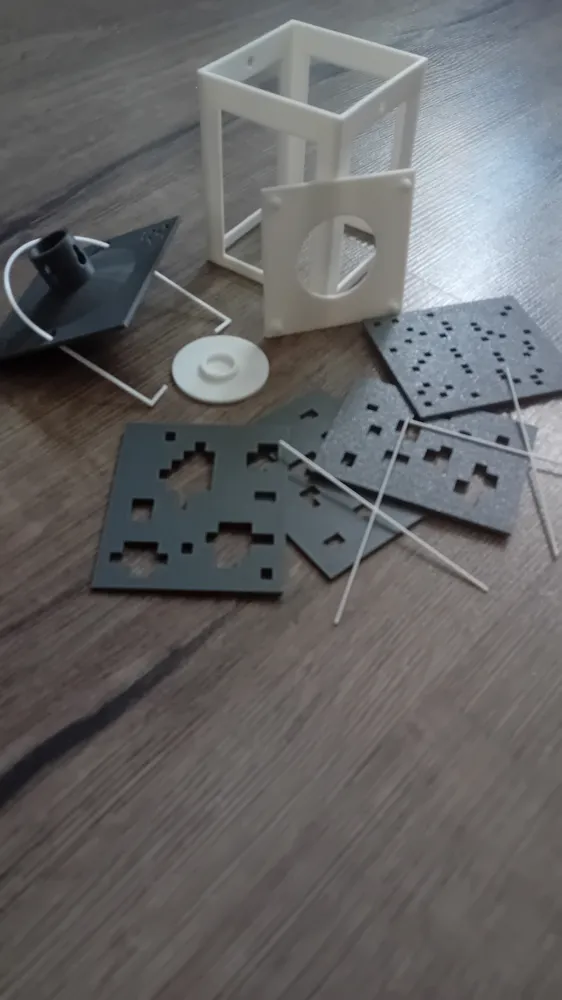 Minecraft lantern by Ondra - MakerWorld