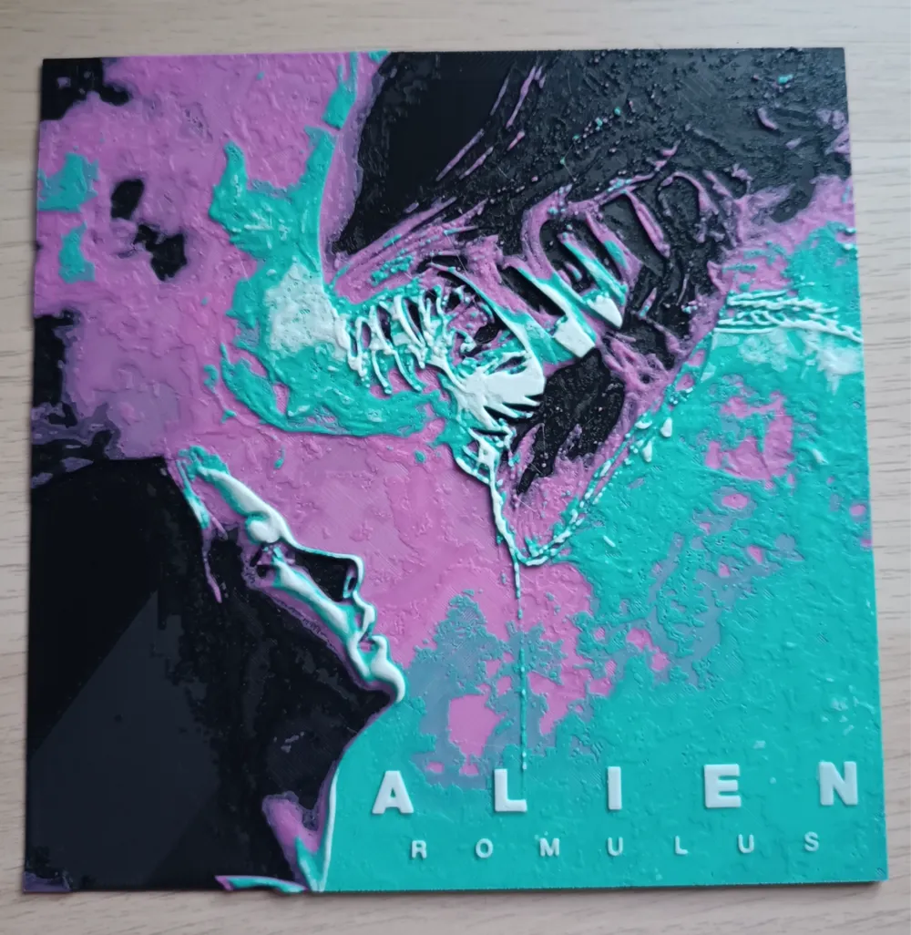 HueForge Alien Romulus by Atrus Design - MakerWorld