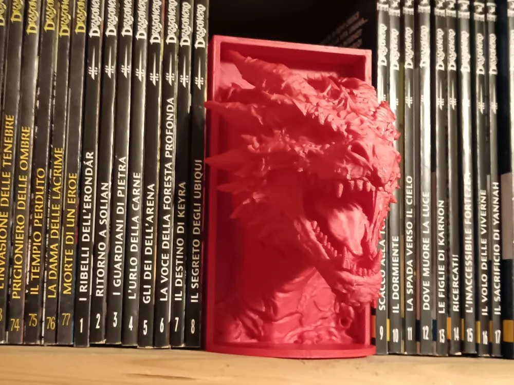 Red Dragon Head Book Nook - Free 3D Print Model - MakerWorld
