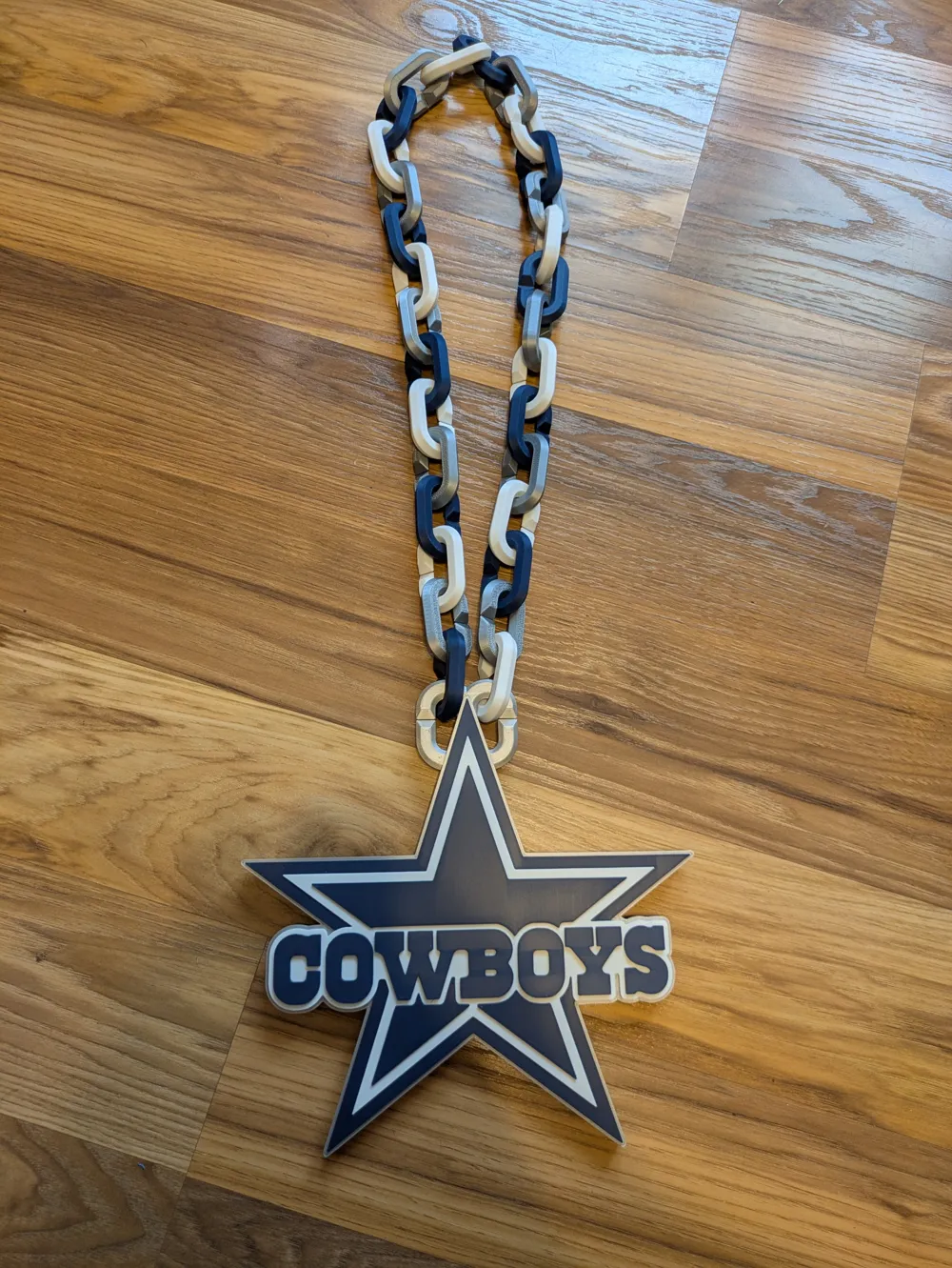 Dallas Cowboys Oversized logo with chain by Happy Day Fun Merch ...