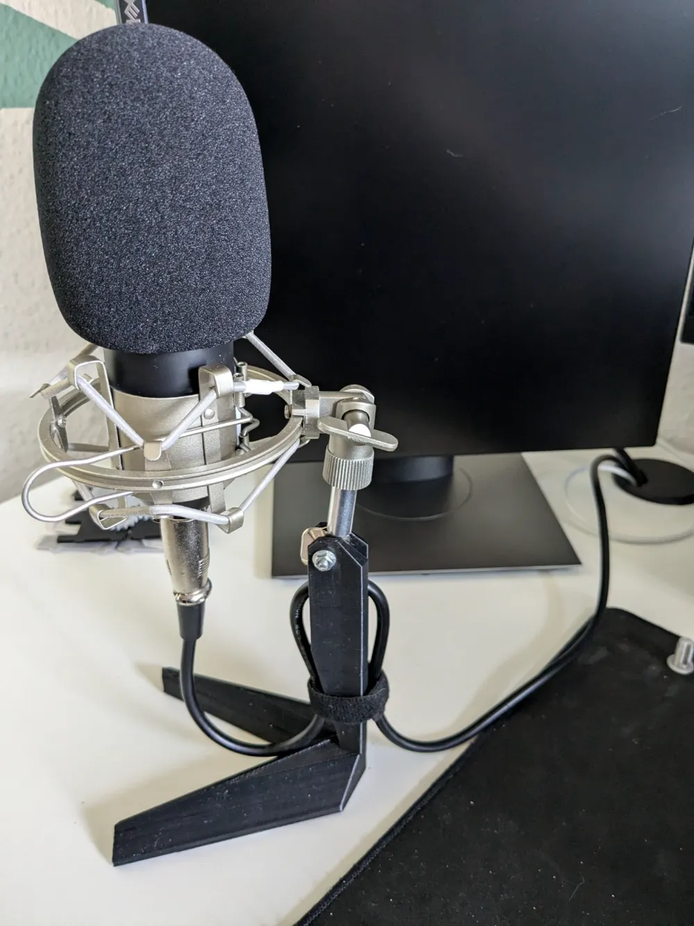 Microphone Desk Stand by Aeppikx - MakerWorld