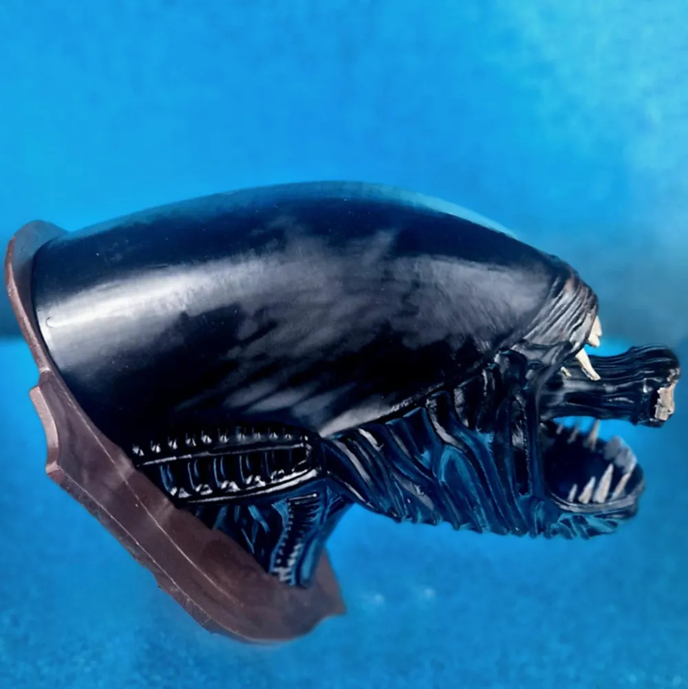 Alien Head Wall Hanger Remixed by Keroyon MakerWorld: Download Free 3D ...