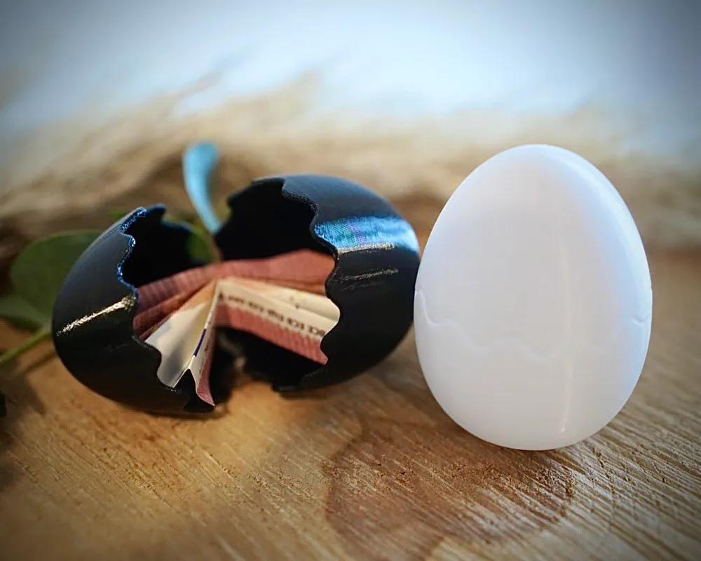 Cracking Easter Egg Gift by MMM - MakerWorld