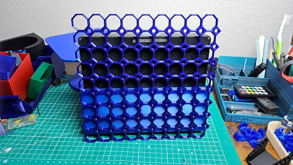 iFixit Manta Kit Multiboard Mount by Invader_Akira MakerWorld: Download ...