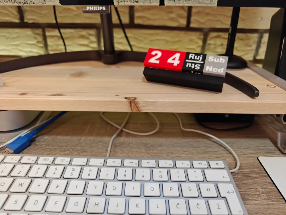 Manual Calendar Date Display for desk. by drvenipatuljak - MakerWorld