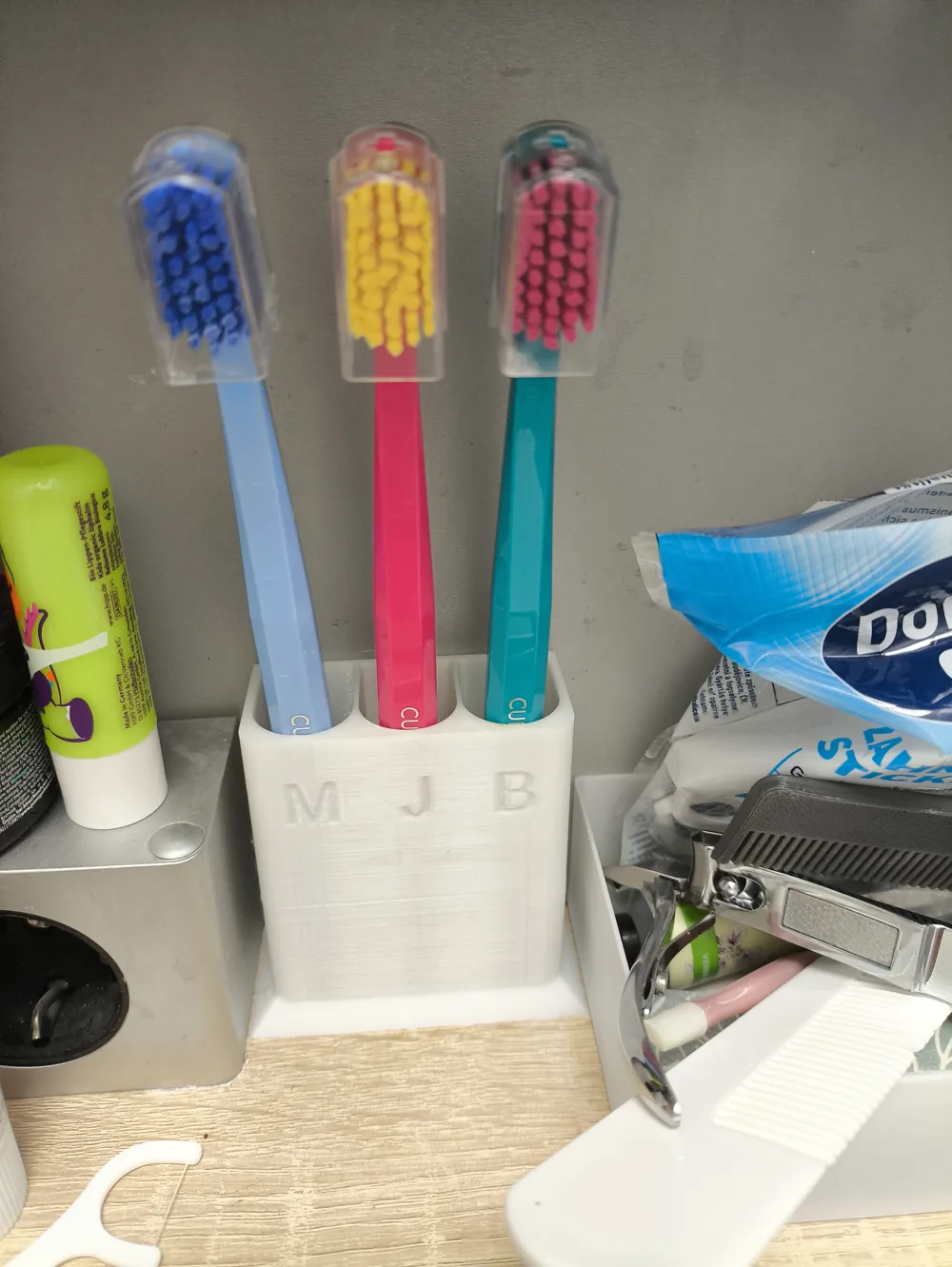 Hygienic Toothbrush Holder - Free 3D Print Model - MakerWorld