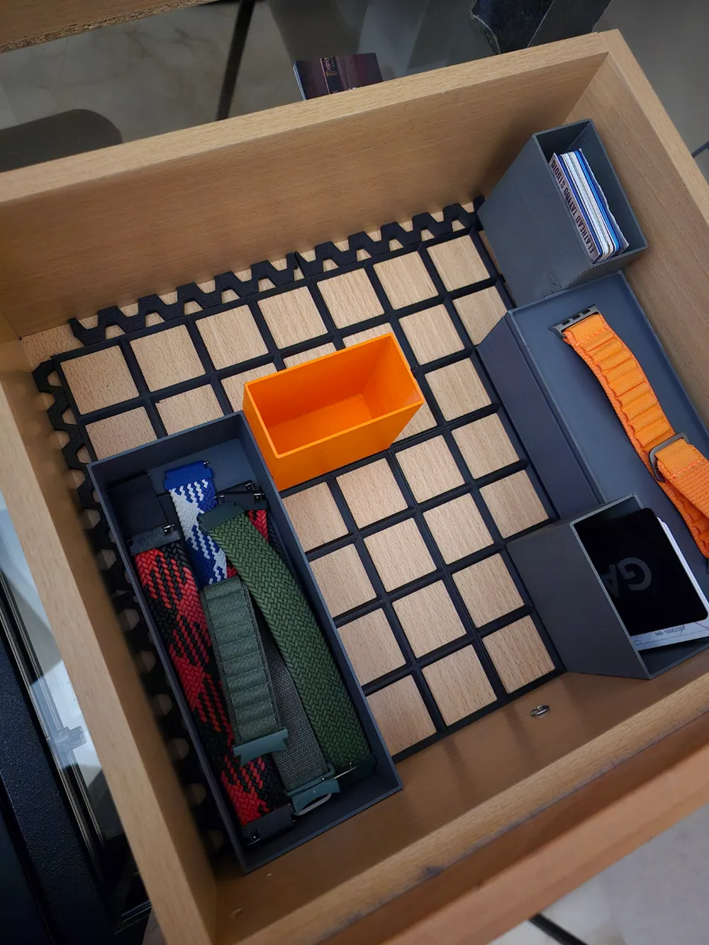 Grid organizer boxes with grid bottom. by mariusht133 - MakerWorld