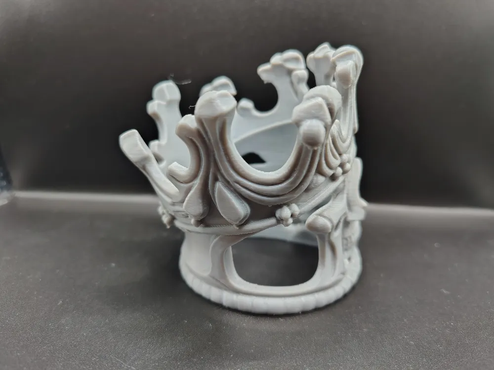 Undead King – Skull with Crown by MagiczneDruki3D MakerWorld: Download ...