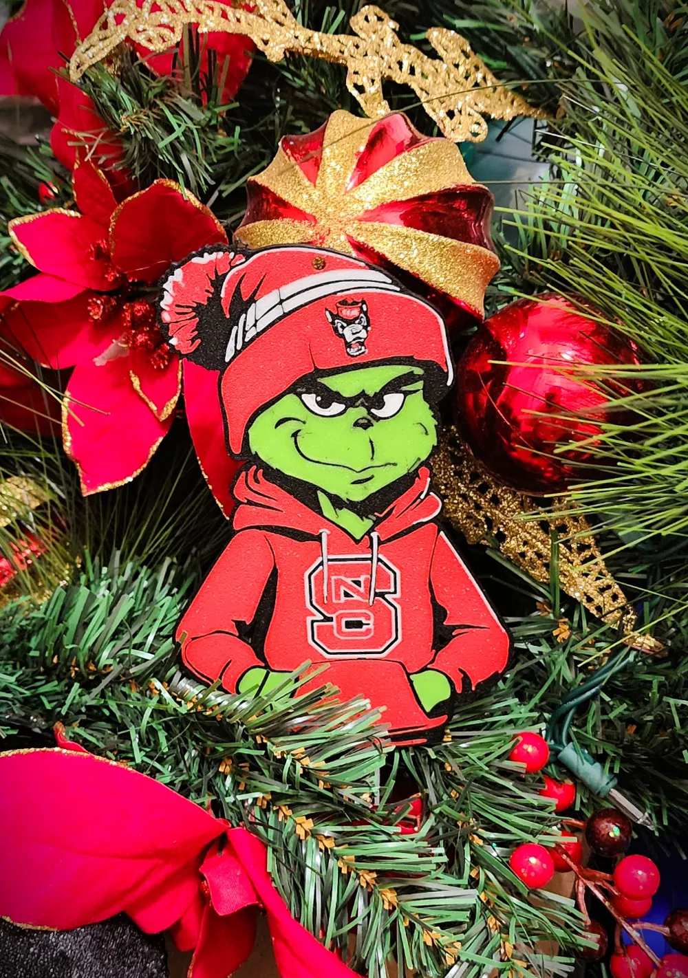 Grinch NC State Wolfpack Ornament - Free 3D Print Model - MakerWorld