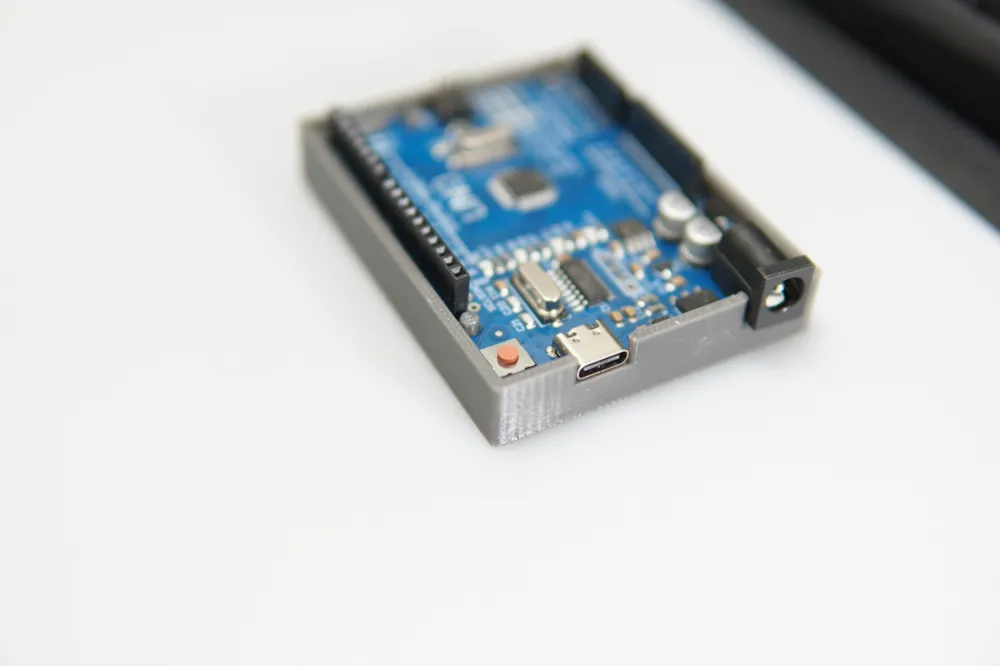 Arduino UNO R3 Enclosure by WayNine MakerWorld: Download Free 3D Models