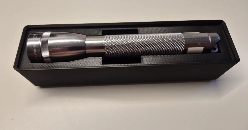 Gridfinity 4x1 for Maglite Mini - Free 3D Print Model - MakerWorld