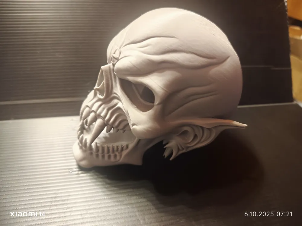 vampire skull - Free 3D Print Model - MakerWorld