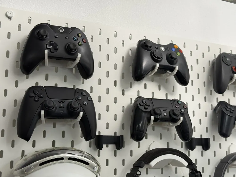 Skadis Universal Game Controller Holder ( PIP ) by MrCameraJunkie ...