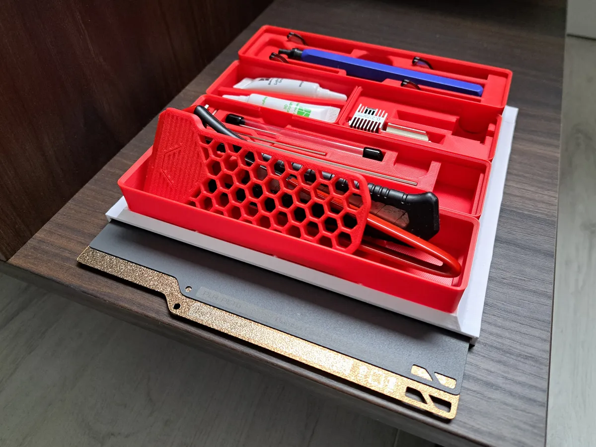 A1M Build Plate Holder with Gridfinity Baseplate - Free 3D Print Model ...