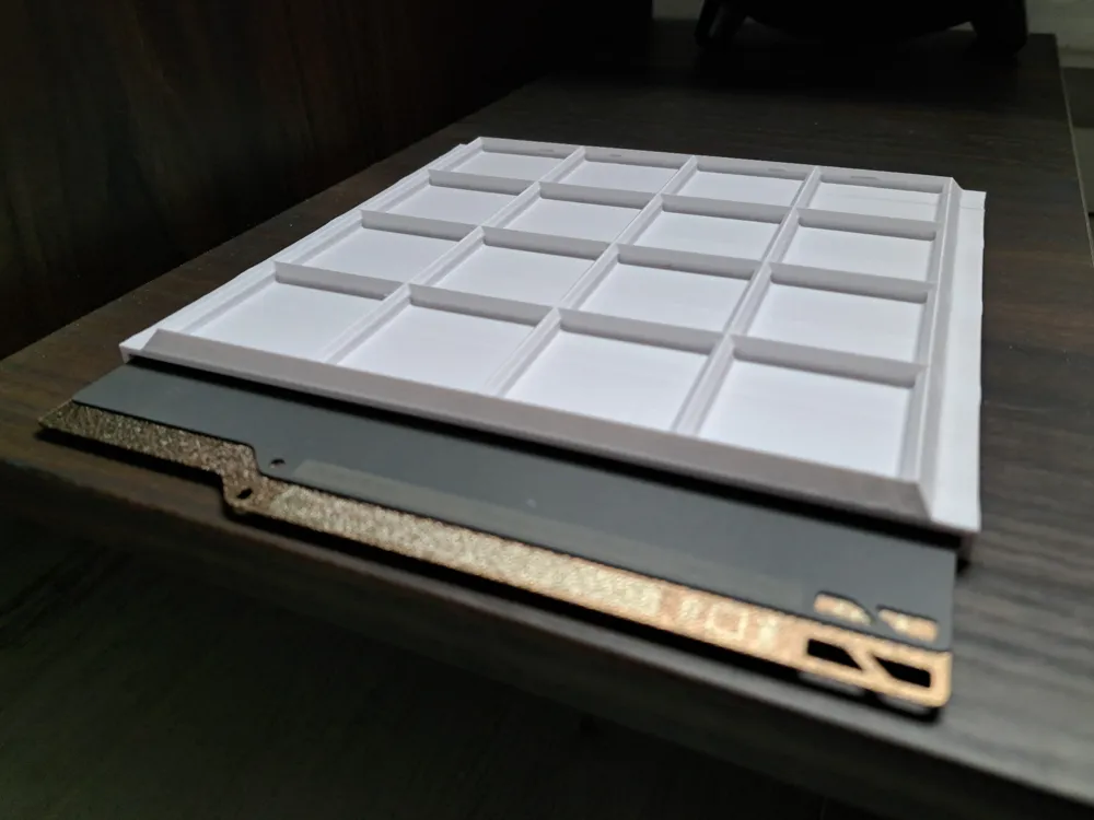 A1M Build Plate Holder with Gridfinity Baseplate - Free 3D Print Model ...