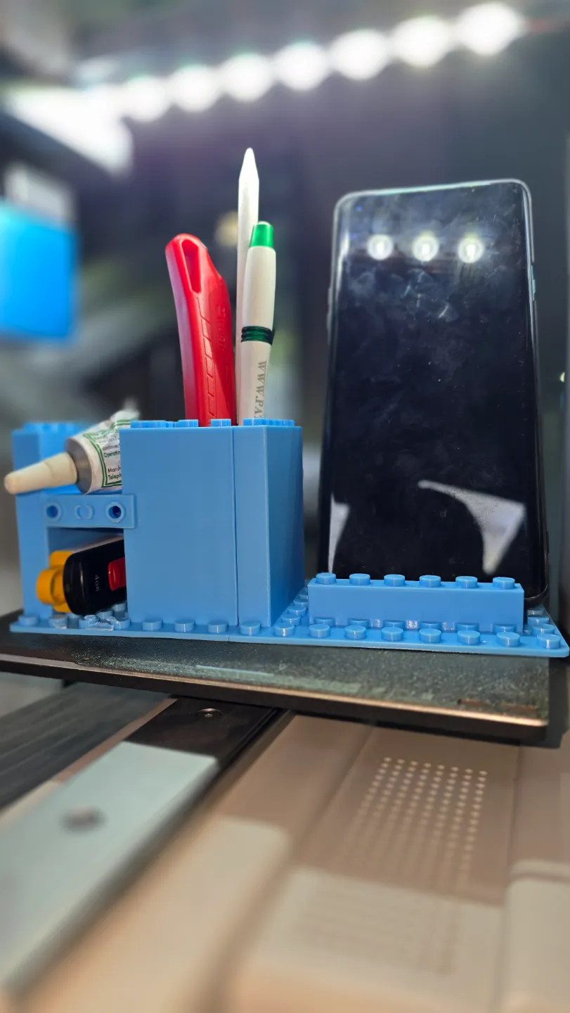 Brick Desk Organizer by Patrick Prints - MakerWorld