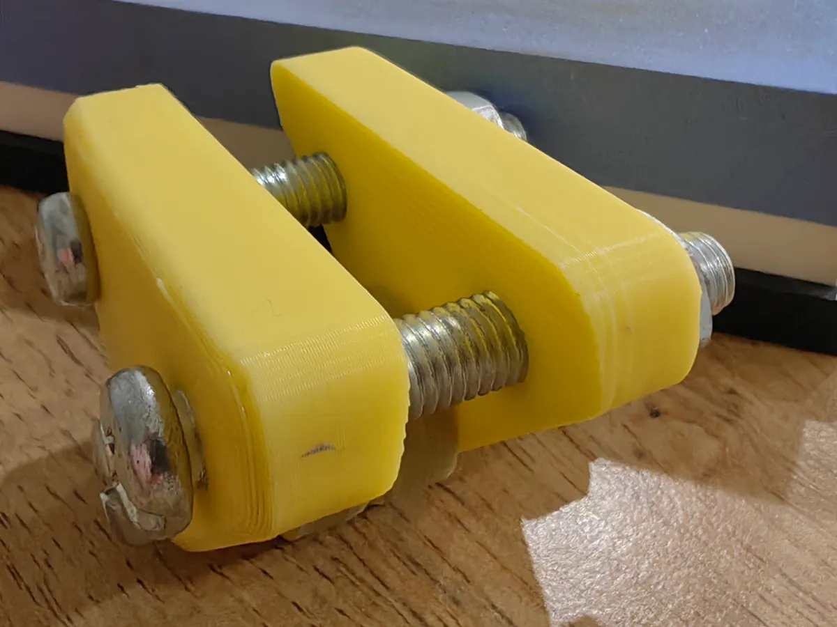 Simple jig for sharpening chisels - Free 3D Print Model - MakerWorld