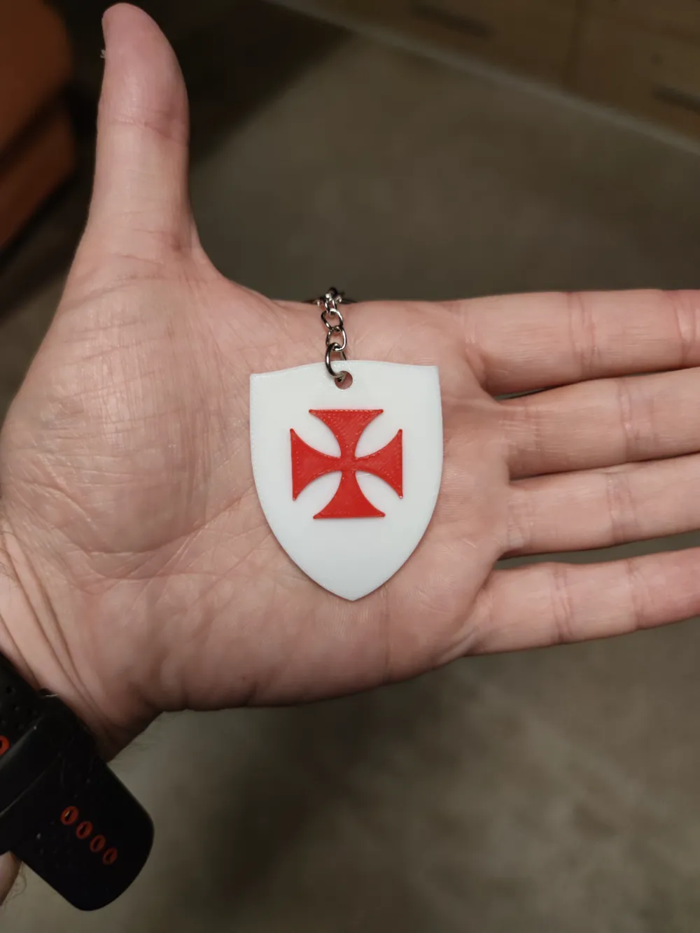 Templar keychain by Litolunar - MakerWorld