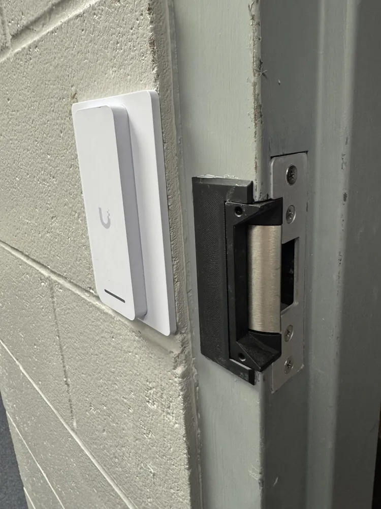 Unifi Access 12V Strike Trim Piece by Emery3D MakerWorld: Download Free ...