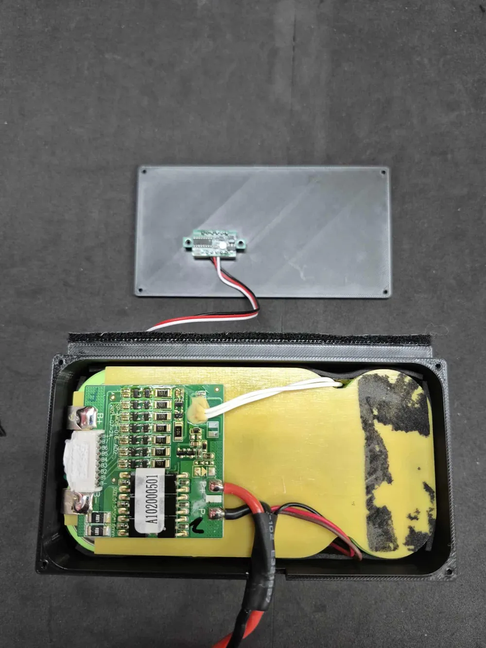 Battery Case Lid with BDI by RaD JaMz MakerWorld: Download Free 3D Models