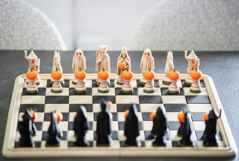 Halloween Chess Set - Free 3D Print Model - MakerWorld