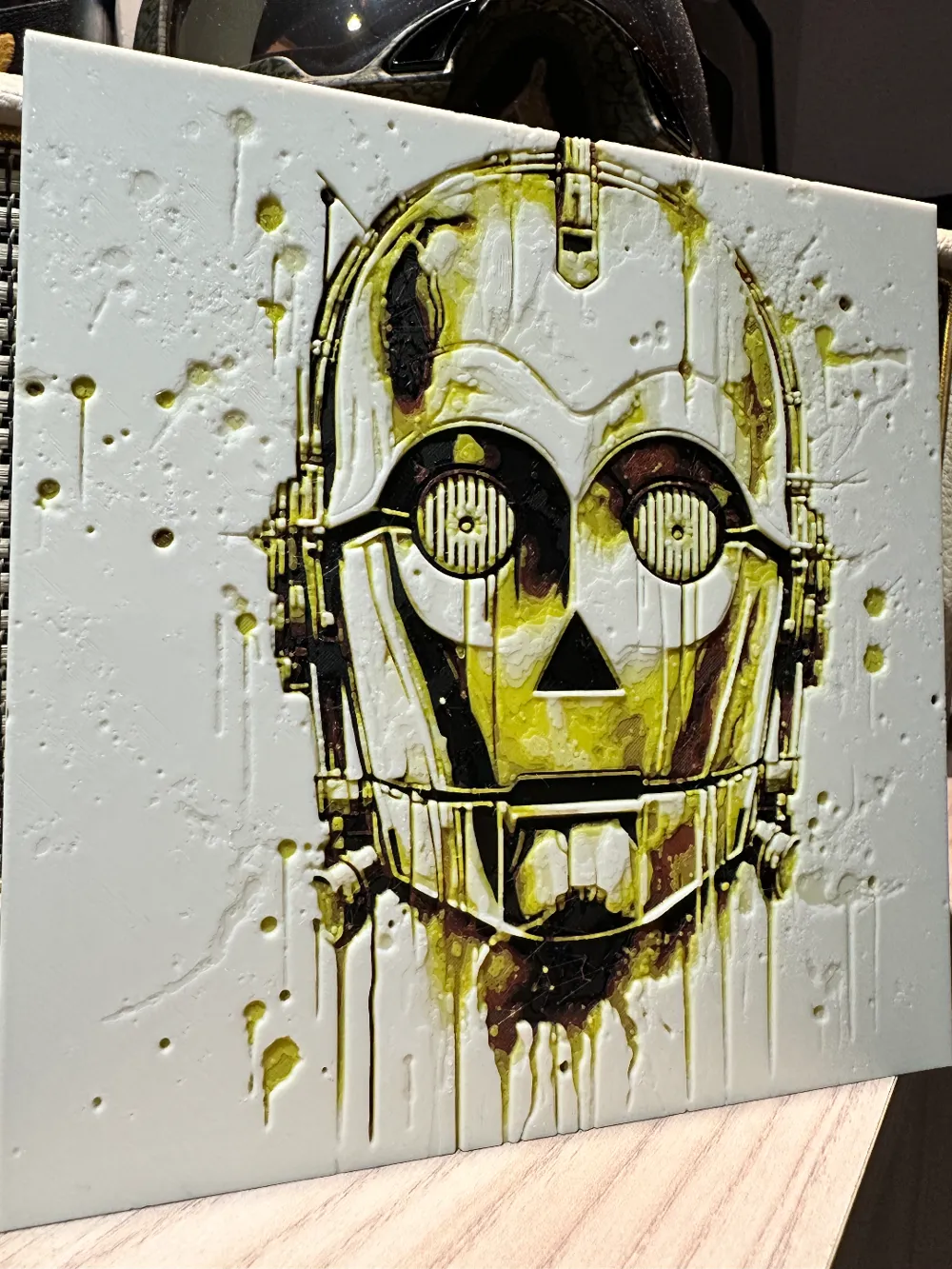 C-3PO ART (HueForge) by Lov3d - MakerWorld