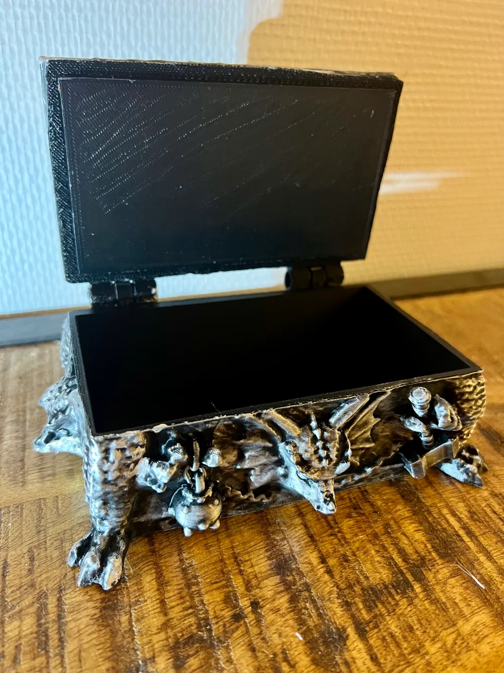 Dragon Storage Box Remixed by JJ Deluxe Designs MakerWorld: Download ...