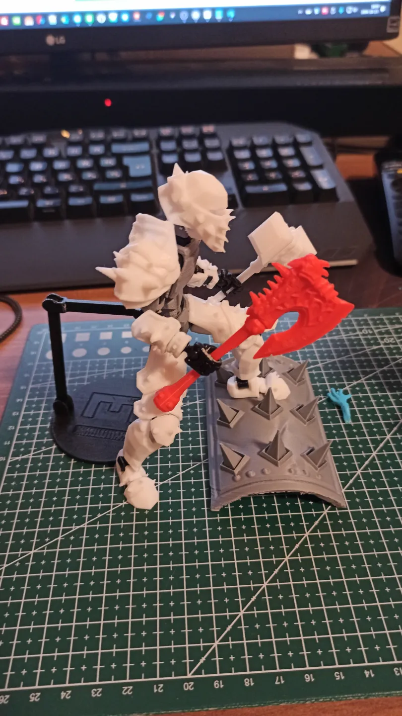 Dummy 13 - Titanic Onslaught Handguards Remixed by 3DOmli - MakerWorld