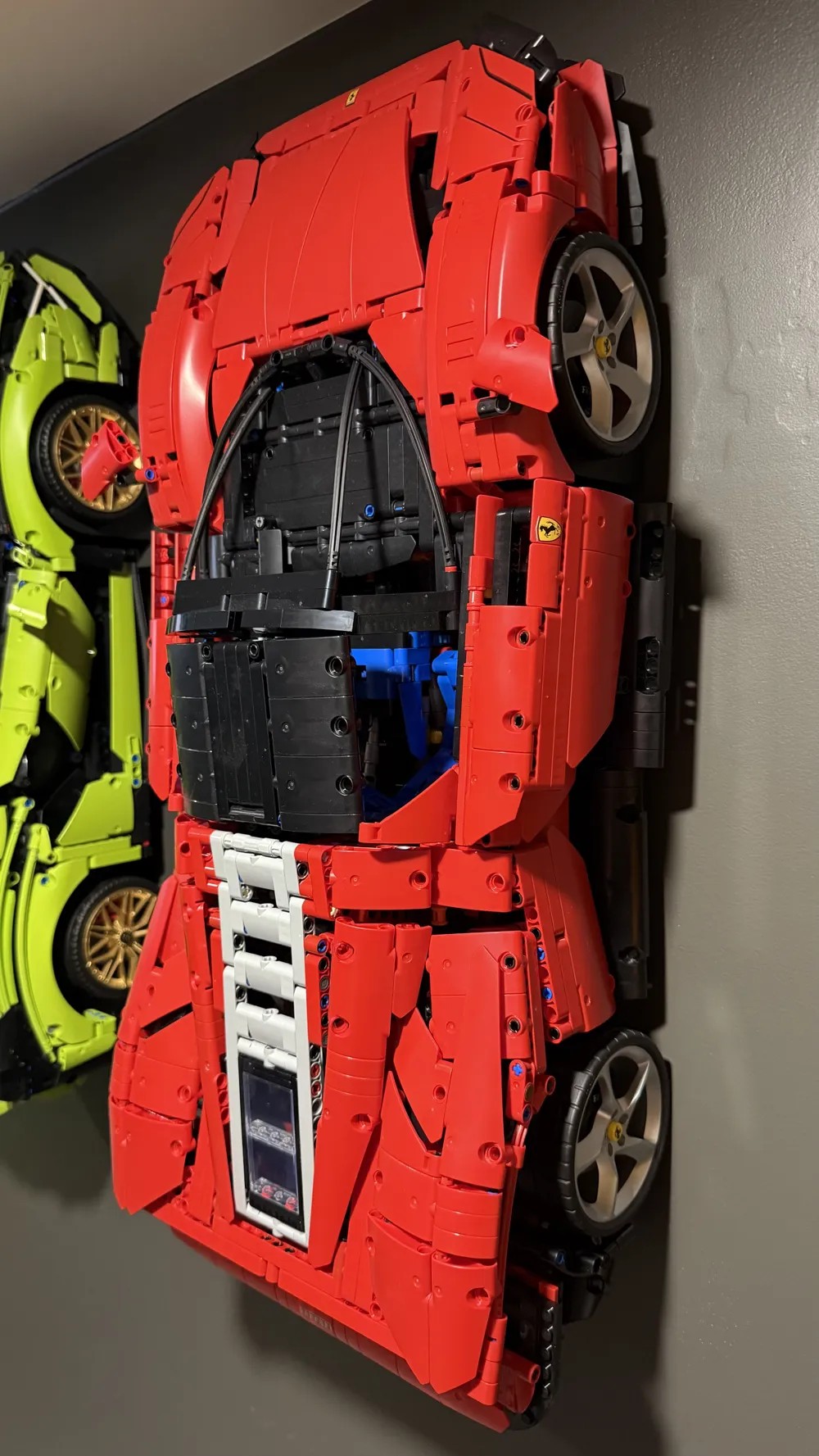 LEGOs Ferrari Daytona SP3 - 42143 Wall Mount by bem_fusion MakerWorld ...