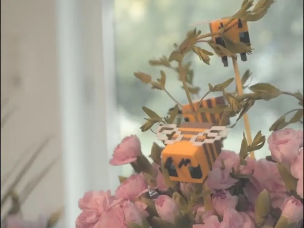 Cute Minecraft Bee Decoration by Titus MakerWorld: Download Free 3D Models