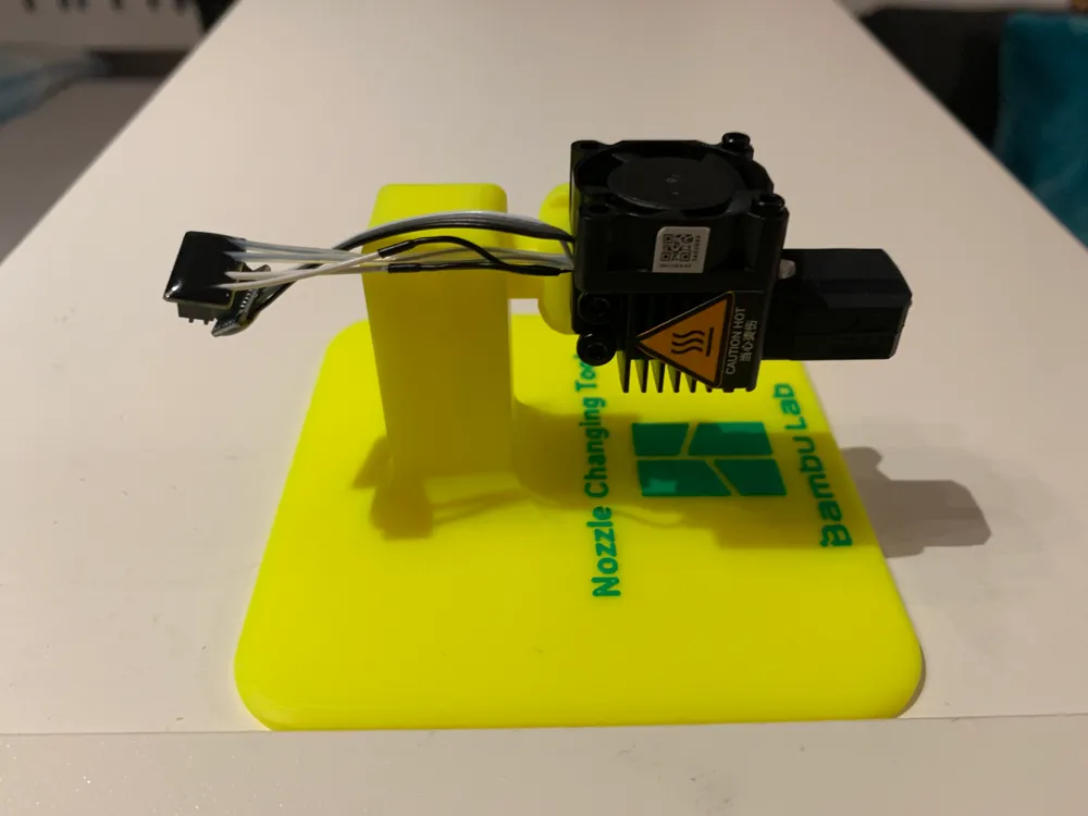 Bambu Lab - Nozzle Changing Tool Remixed by sweb3791 MakerWorld ...