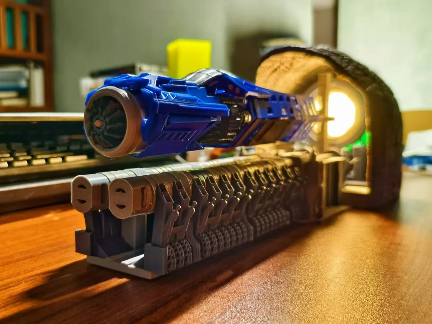 Next-Generation Alien Train (Magnetic Levitation) (Realized with Ring ...