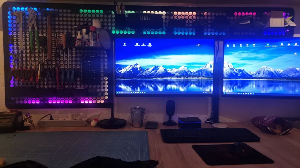 Multiboard with frame, branching from 8 to 6 honeycombs Remixed by M ...