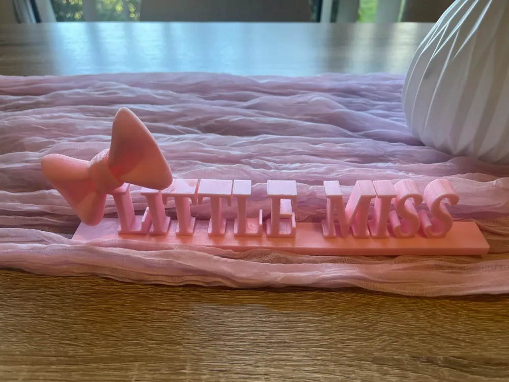 LITTLE MISS table display - Free 3D Print Model - MakerWorld