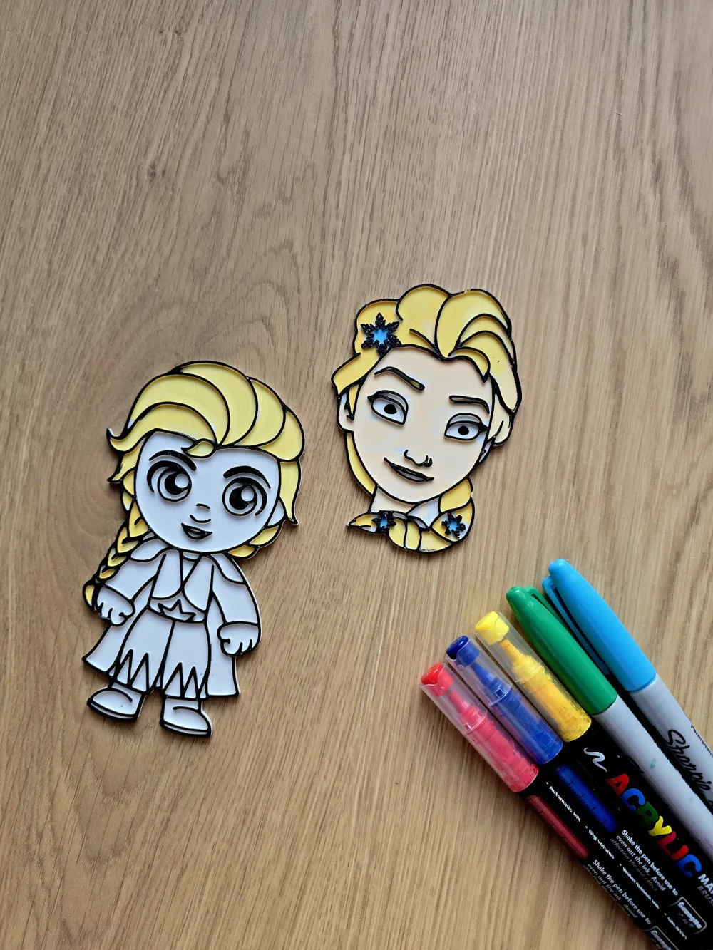 Frozen Elsa Fun DIY Coloring Craft Activity Create by Merilno3D ...
