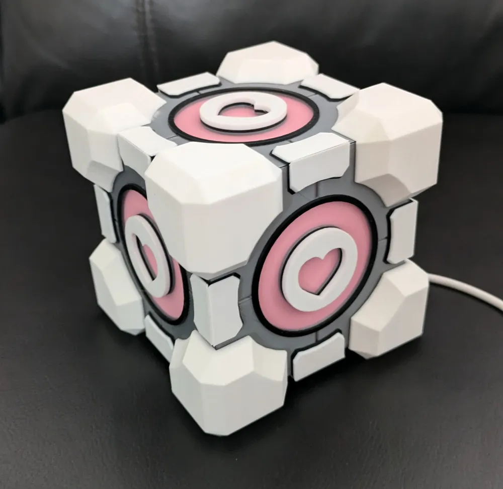 Portal 2 Companion Cube box with Light up option by Zaxxon64 - MakerWorld