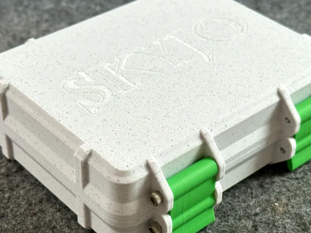 Boîte de Voyage Skyjo Remixé par SpencerJUK MakerWorld : Téléchargez ...