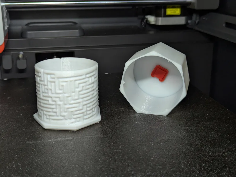 christmas maze puzzle gift - Free 3D Print Model - MakerWorld