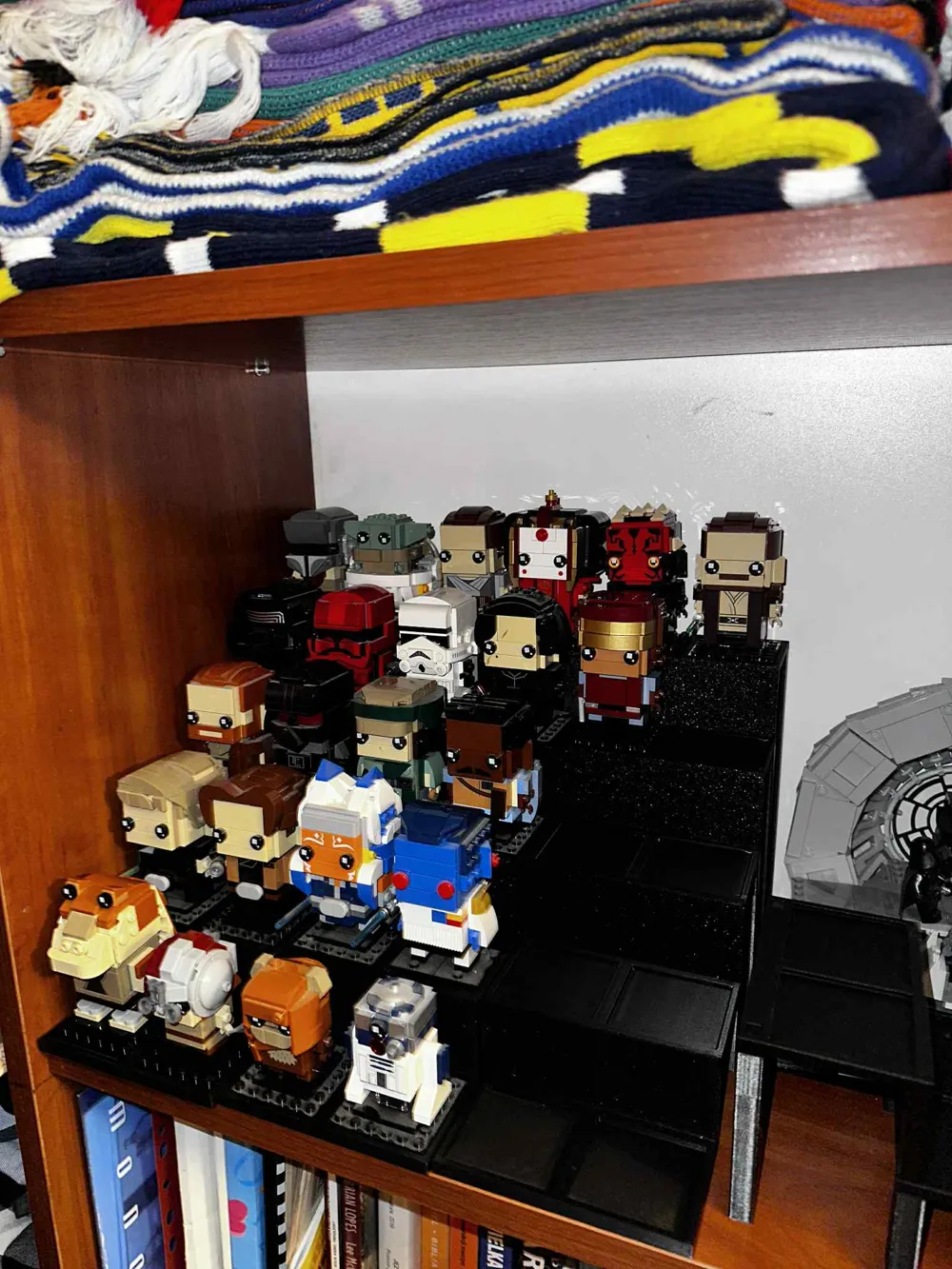 Modular brickheadz display - 2/3/4/5 levels - Free 3D Print Model ...