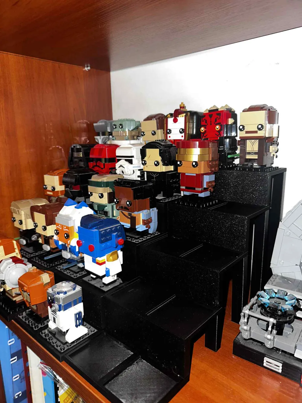 Modular brickheadz display - 2/3/4/5 levels - Free 3D Print Model ...